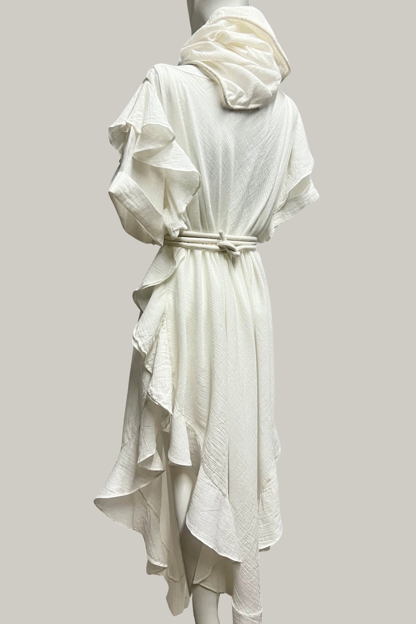 Ruffle Kaftan with Sleeves in Quartz Linen/Cotton – electric feathers